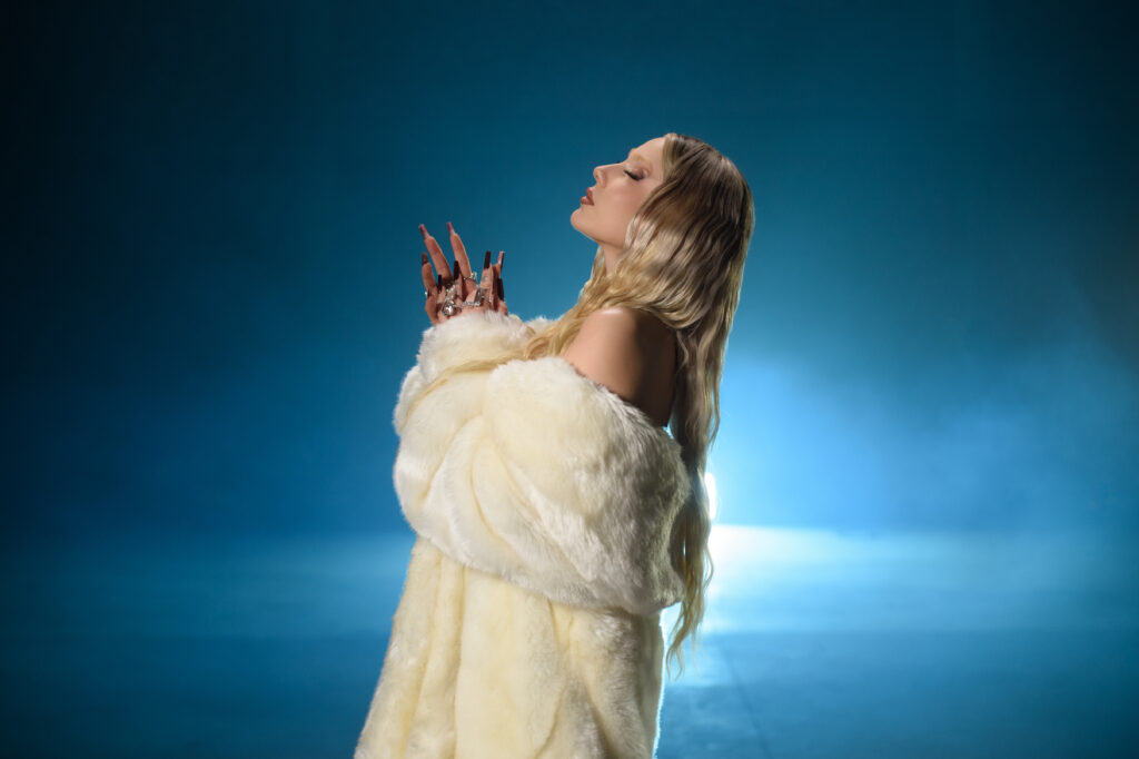 IRAIDA, artistă: „Nesiguranța vine și pleacă. Ceea ce rămâne este lumea ...