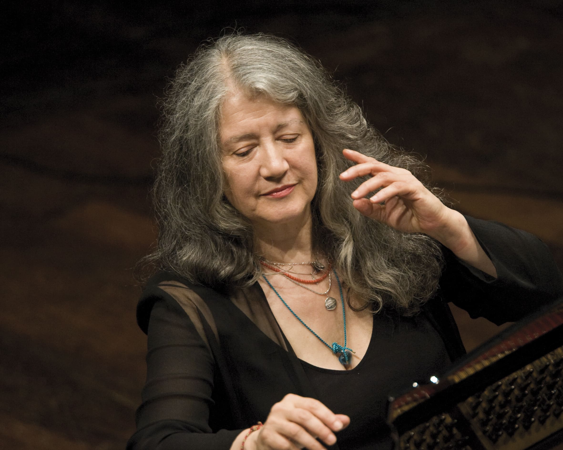 Legendara pianistă Martha Argerich susține două concerte în cadrul ...