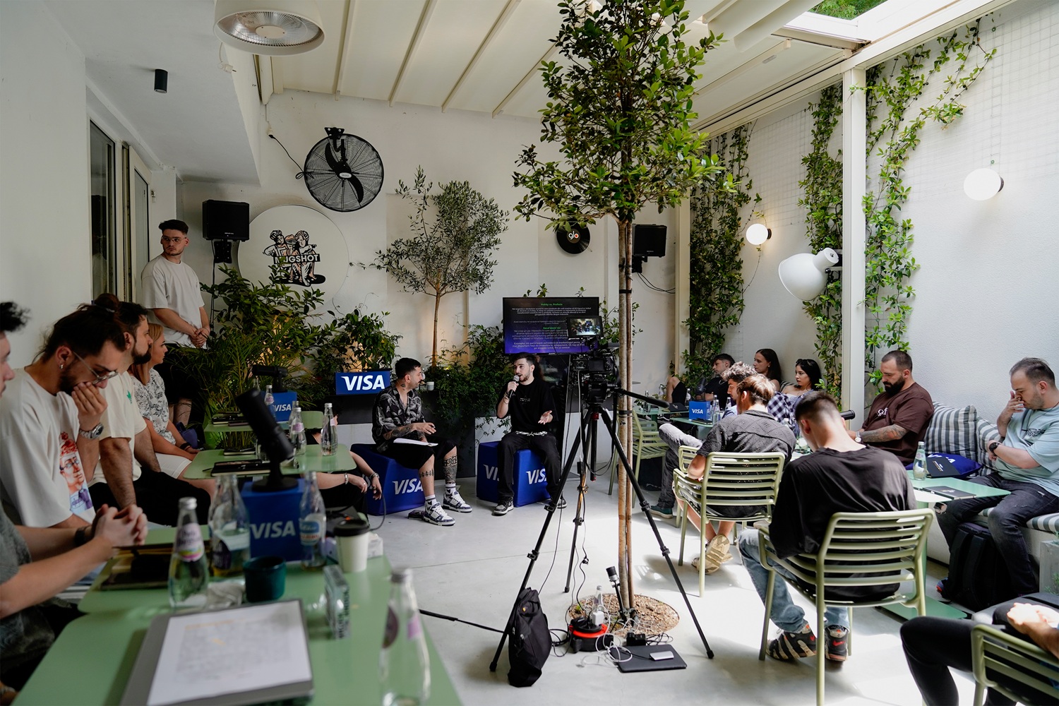 Programul pentru creatorii de festival, UNTOLD Creators by Visa, revine ...